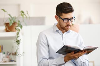 12 Best Property Management Books Every Host Should Read | #site_title