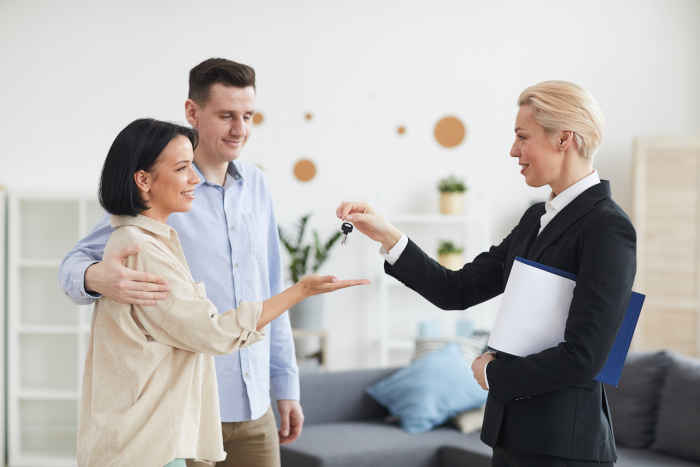 What's Driving Airbnb Long-term Rentals and is it right for Your Property?